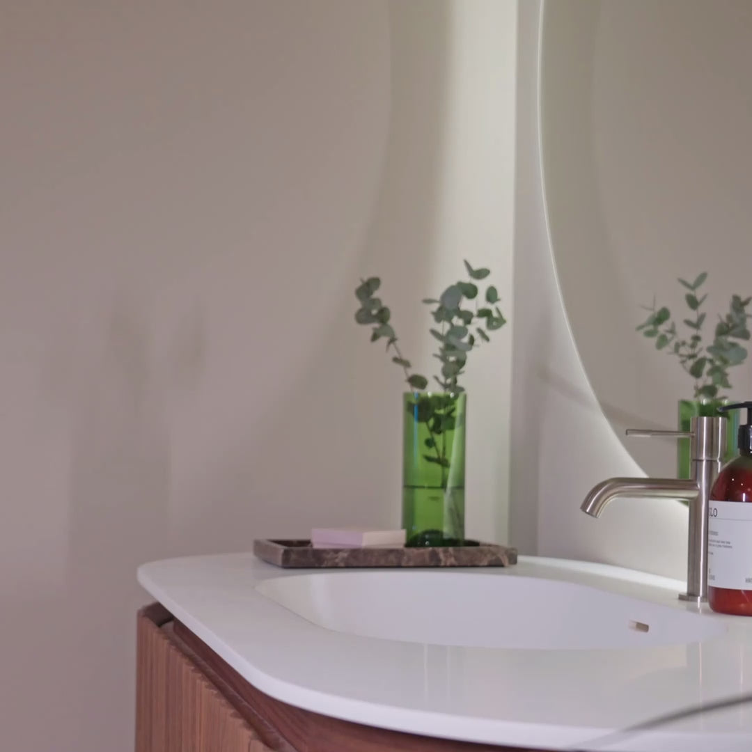 Nordic shape uten vasker, møbler og speil – Nygaard Bad